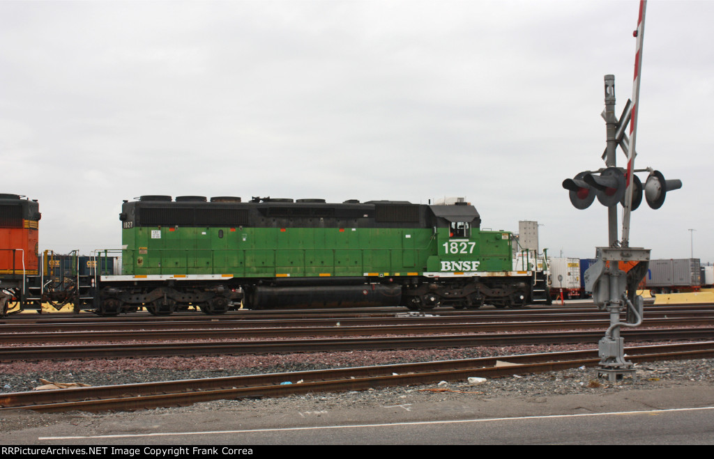 BNSF SD40-2 1827